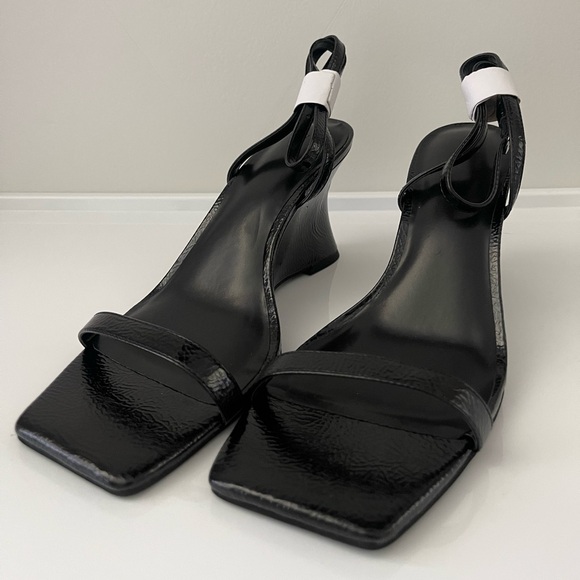 OAK + FORT | Shoes | Oak Fort Black Minimalist Heels | Poshmark